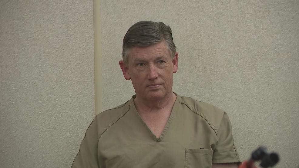 Veteran meteorologist Mike Davis released from jail after posting bond ...