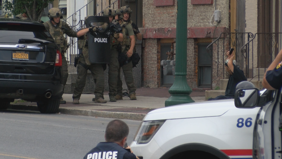 Three hour standoff with person in crisis ends peacefully in Troy | WRGB