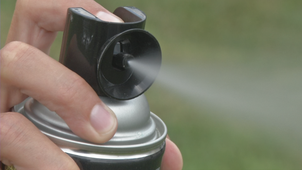 Paramedics describe side effects people who claim to mix wasp spray ...