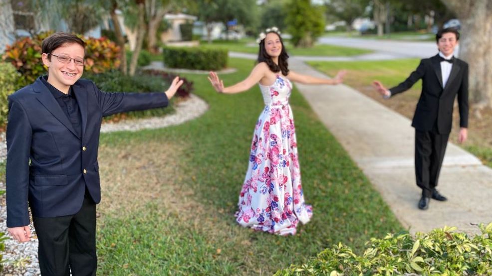 Dwyer High School senior enjoys impromptu virtual prom with her class ...